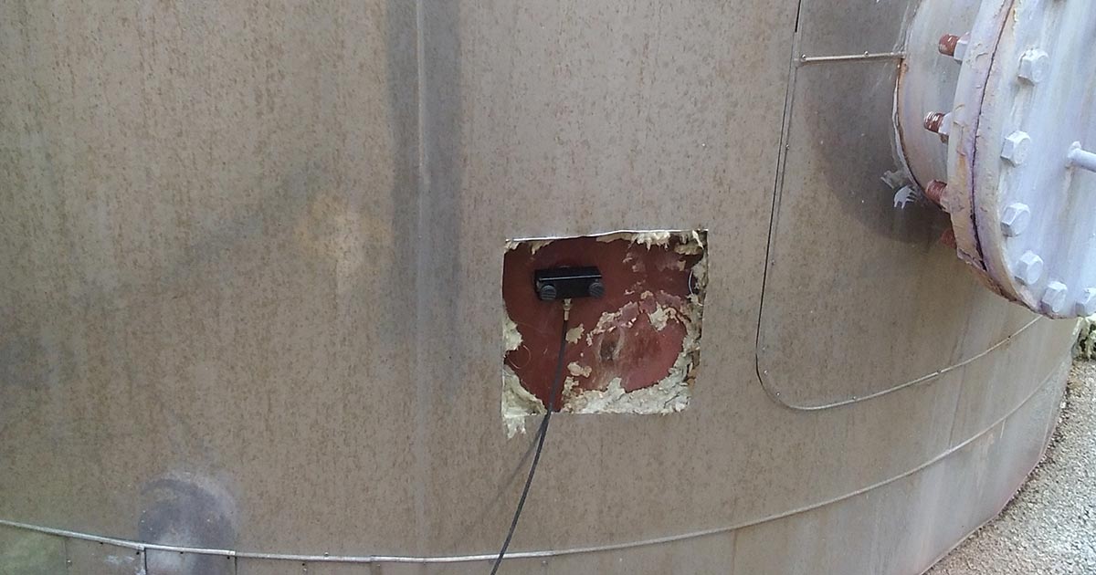 The acoustic emission technique applied to the monitoring and ...